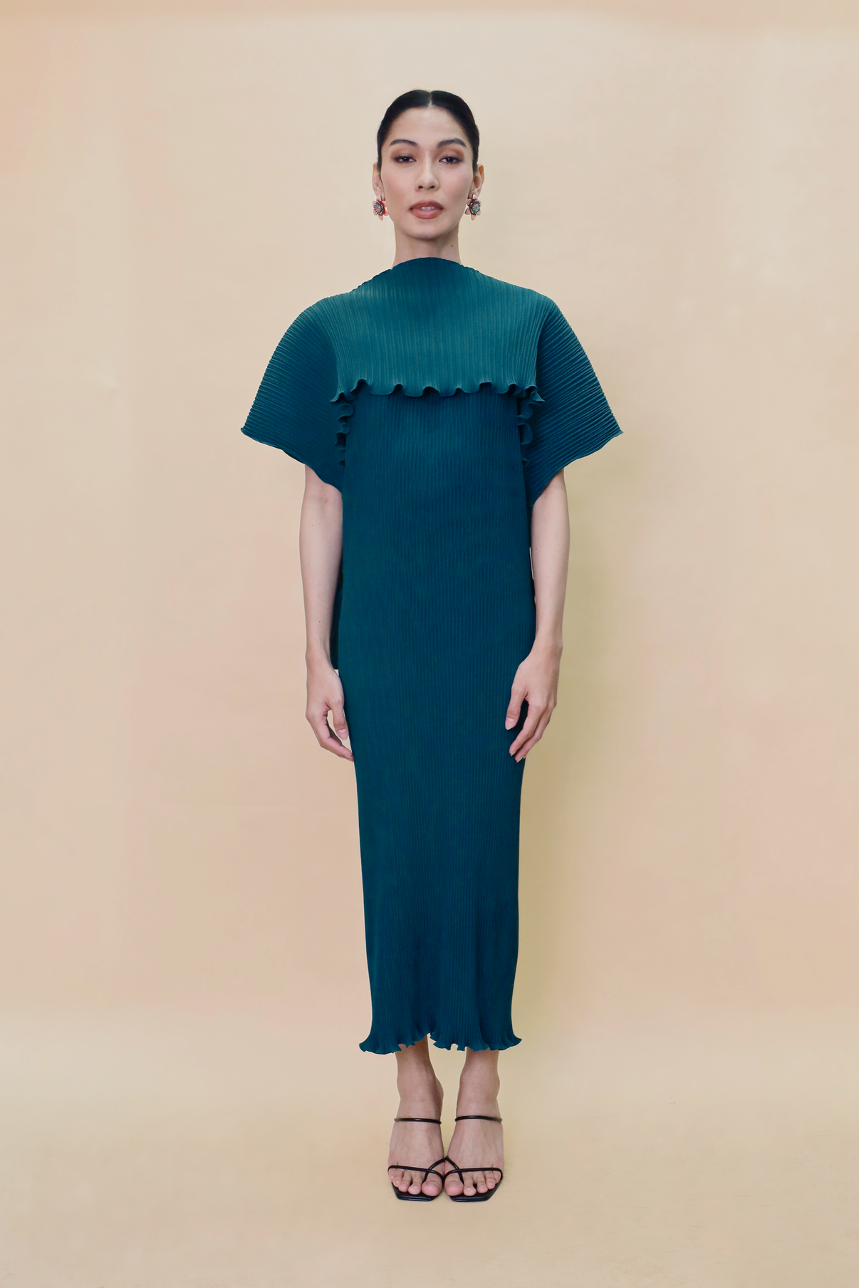 Pendulum Gown – Rajo Laurel